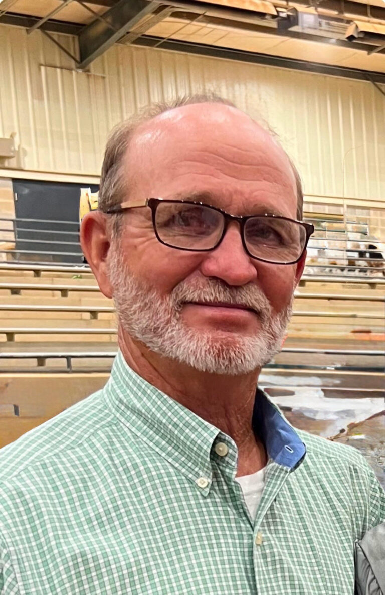 MNRC Foundation Names Handler of the Year - Master National Retriever Club